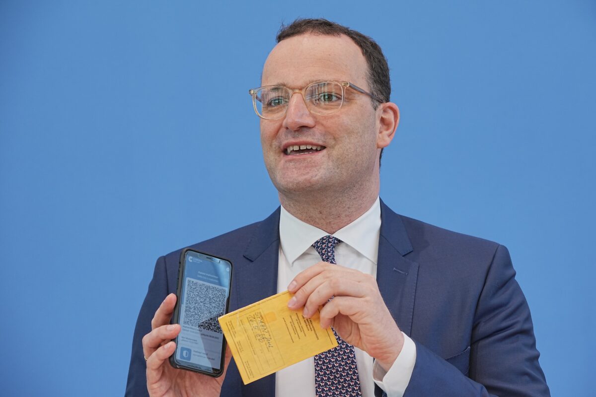 Germany starts rolling out a digital EU vaccination pass | News, Sports ...
